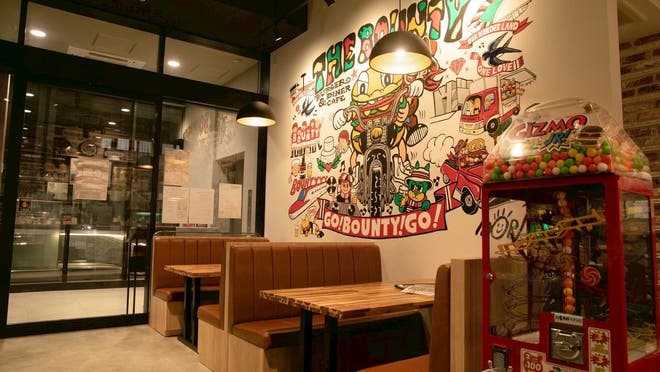 武蔵浦和徒歩1分!バーガーダイナーを貸切!の写真3