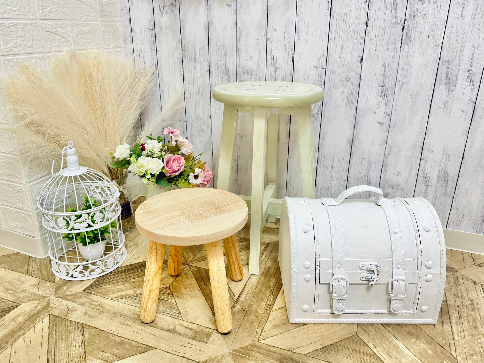 【渋谷・三軒茶屋エリア】駅2分｜自然光×白壁×薔薇壁｜背景7種類｜手ぶら撮影OK｜ポートレート・SNS・商品撮影に最適の写真22