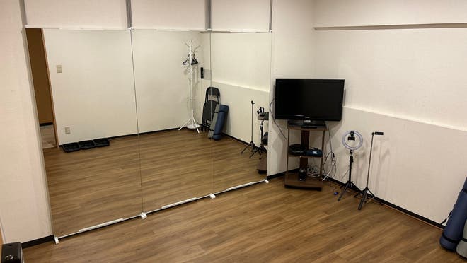 【全日1h500円】ダンスができるレンタルスタジオ|すすきの駅徒歩3分|24時間営業|マンツーマン、個人練習|Wi-Fi完備の写真4