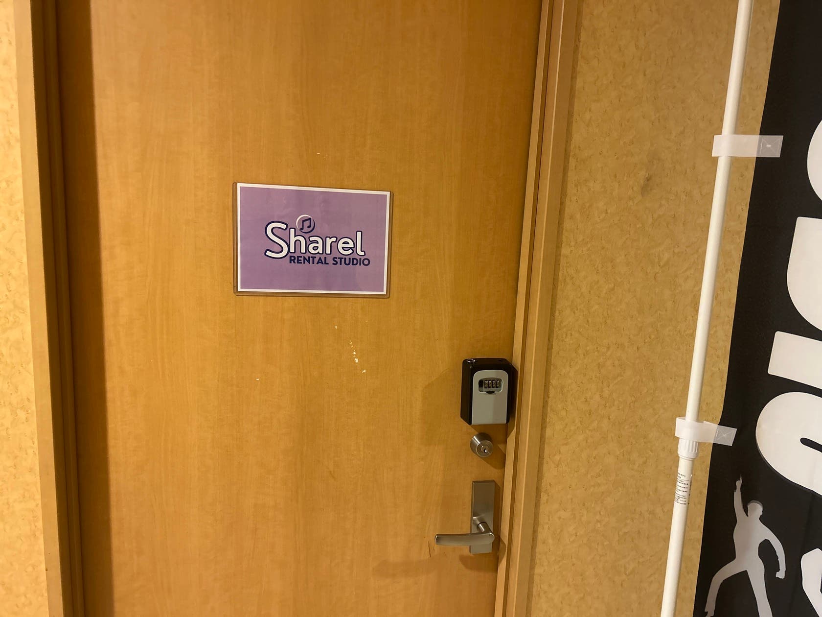 【全日1h500円】ダンスができるレンタルスタジオ｜すすきの駅徒歩3分｜24時間営業｜マンツーマン、個人練習｜Wi-Fi完備の写真14