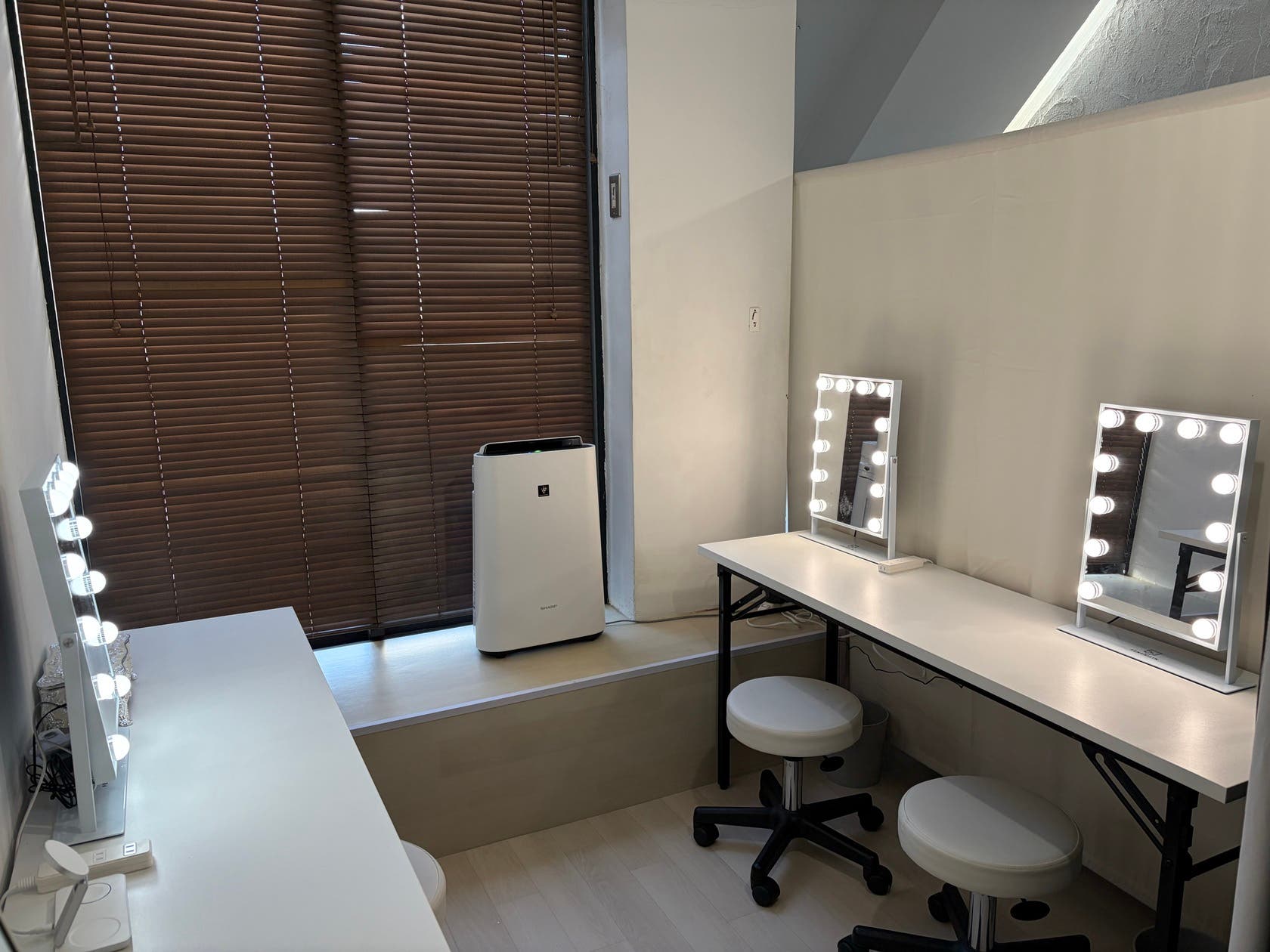 【栄から徒歩圏内】1時間からOK/商用利用可/撮影/コスプレ/配信/本格撮影スタジオ【新栄フォトスタジオ】の写真10