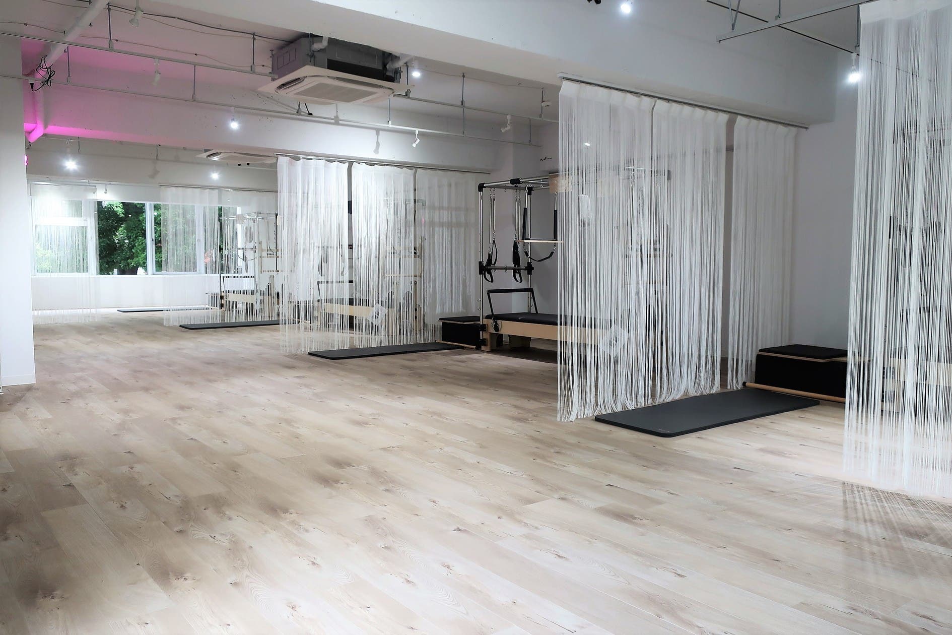 【ブース④】 ピラティスマシン完備 関内駅1分🚃160㎡の広々空間/明るい綺麗なスタジオ🌈マット/ボール/リング充実設備の写真4