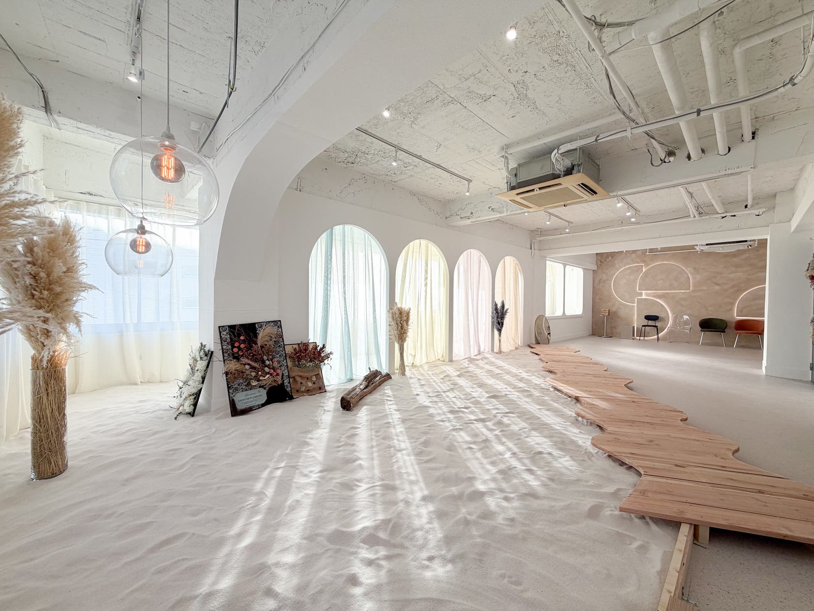 【2024ベストホスト運営】🏝️ NEW OPEN 🏝️ サントリーニ島｜砂浜スタジオ｜シロホリ｜機材無料の写真1