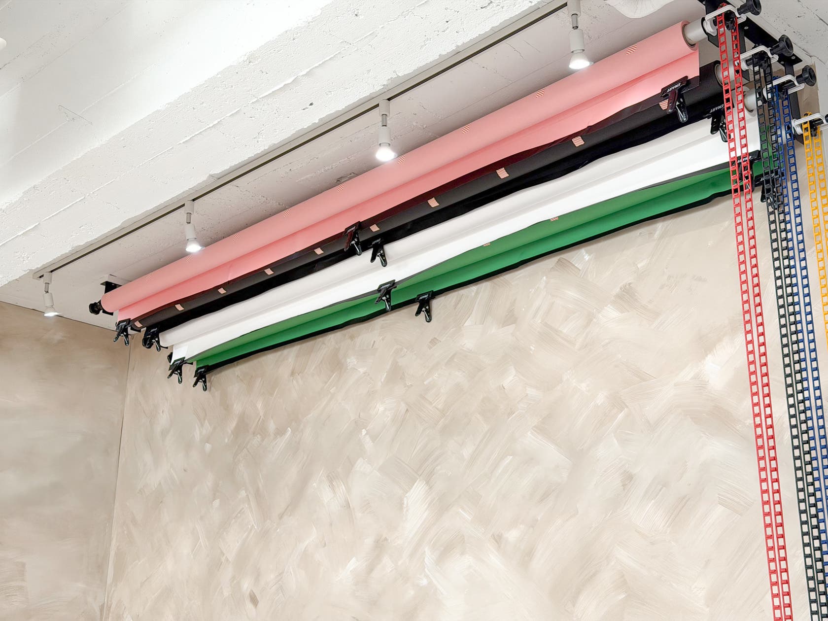 【2024ベストホスト運営】🏝️ NEW OPEN 🏝️ サントリーニ島｜砂浜スタジオ｜シロホリ｜機材無料の写真18