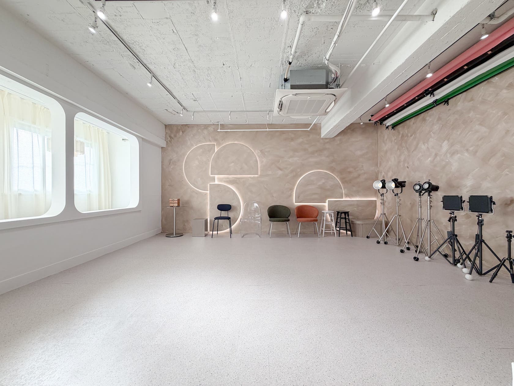 【2024ベストホスト運営】🏝️ NEW OPEN 🏝️ サントリーニ島｜砂浜スタジオ｜シロホリ｜機材無料の写真4