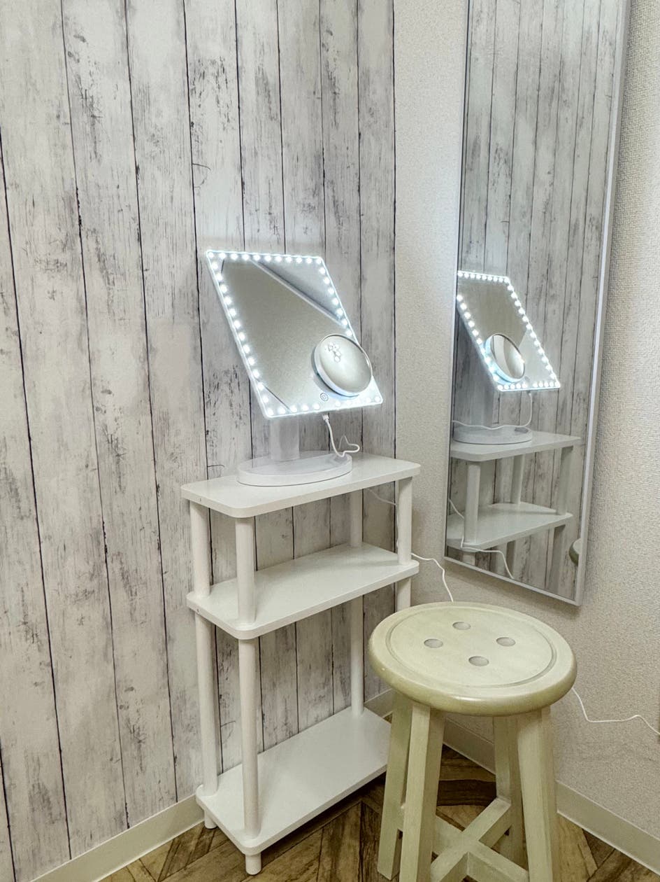 【渋谷・三軒茶屋エリア】駅2分｜自然光×白壁×薔薇壁｜背景7種類｜手ぶら撮影OK｜ポートレート・SNS・商品撮影に最適の写真21