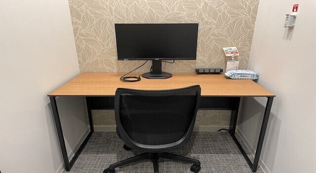 ROOM W 09