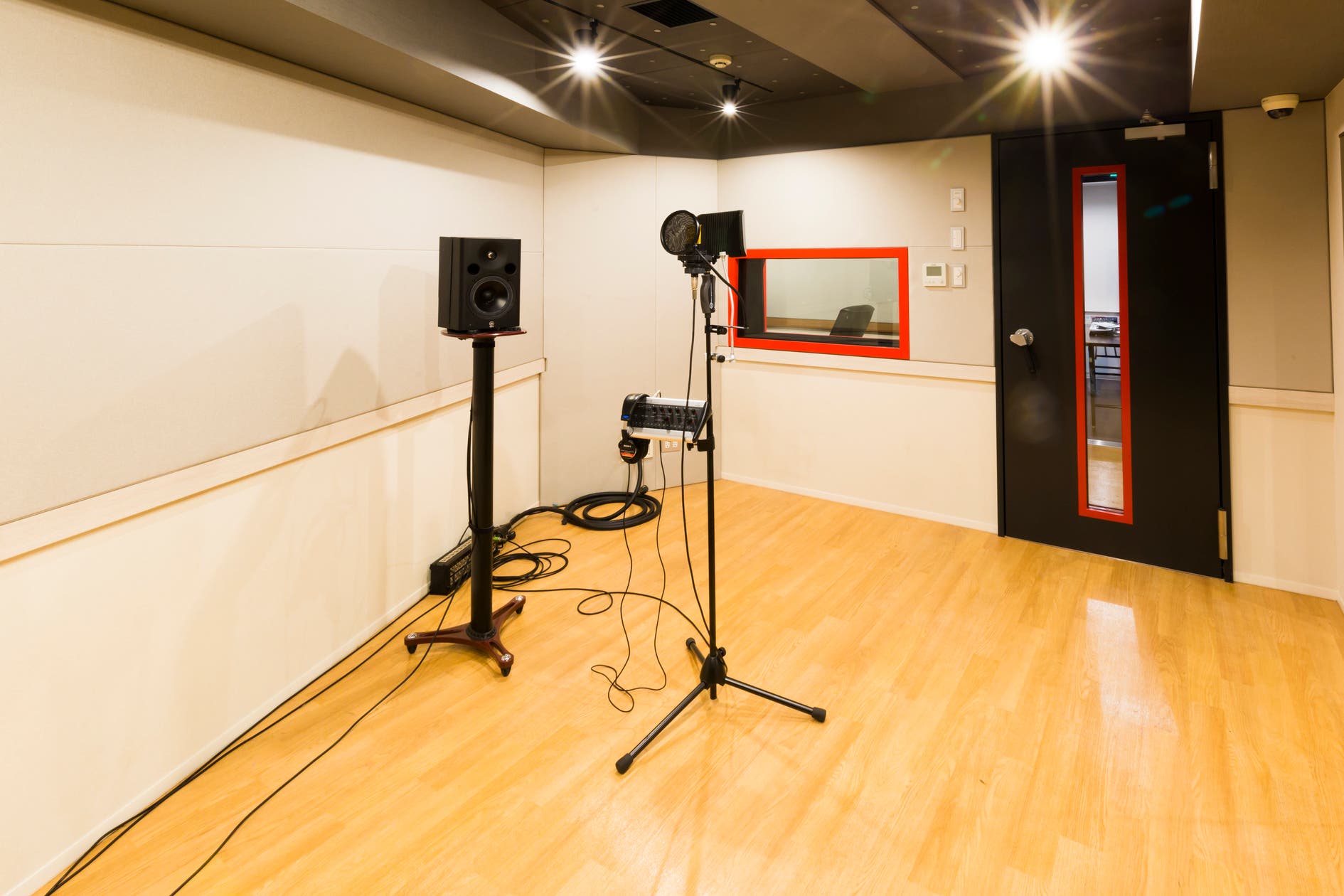 日本芸術専門学校 練習スタジオ(ANNEX Bstudio)の写真1