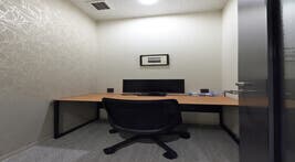 ROOM W 12