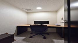 ROOM W 04