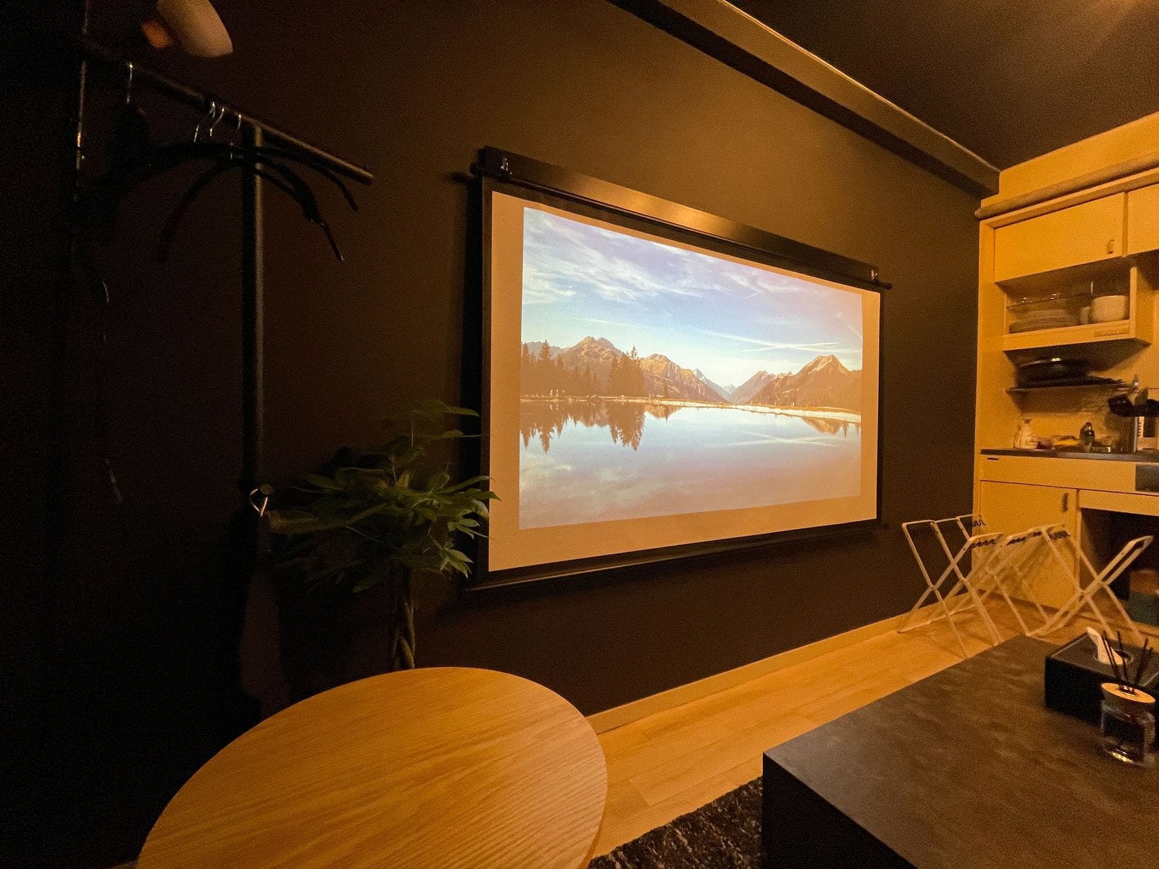 スペモ🎬駅徒歩4分🚶‍♀️プロジェクター🎦スクリーン🎞️映画鑑賞🍿ゲーム🎮️デート💖818_CINEMA大阪十三の写真6