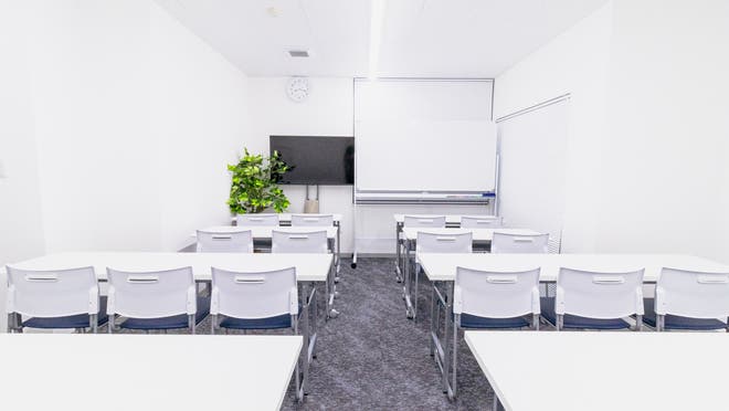 【広島駅出口徒歩2分!定員26名!】大型モニター・10Gbps光回線・WiFi全て無料!ふれあい貸し会議室 広島No154の写真1