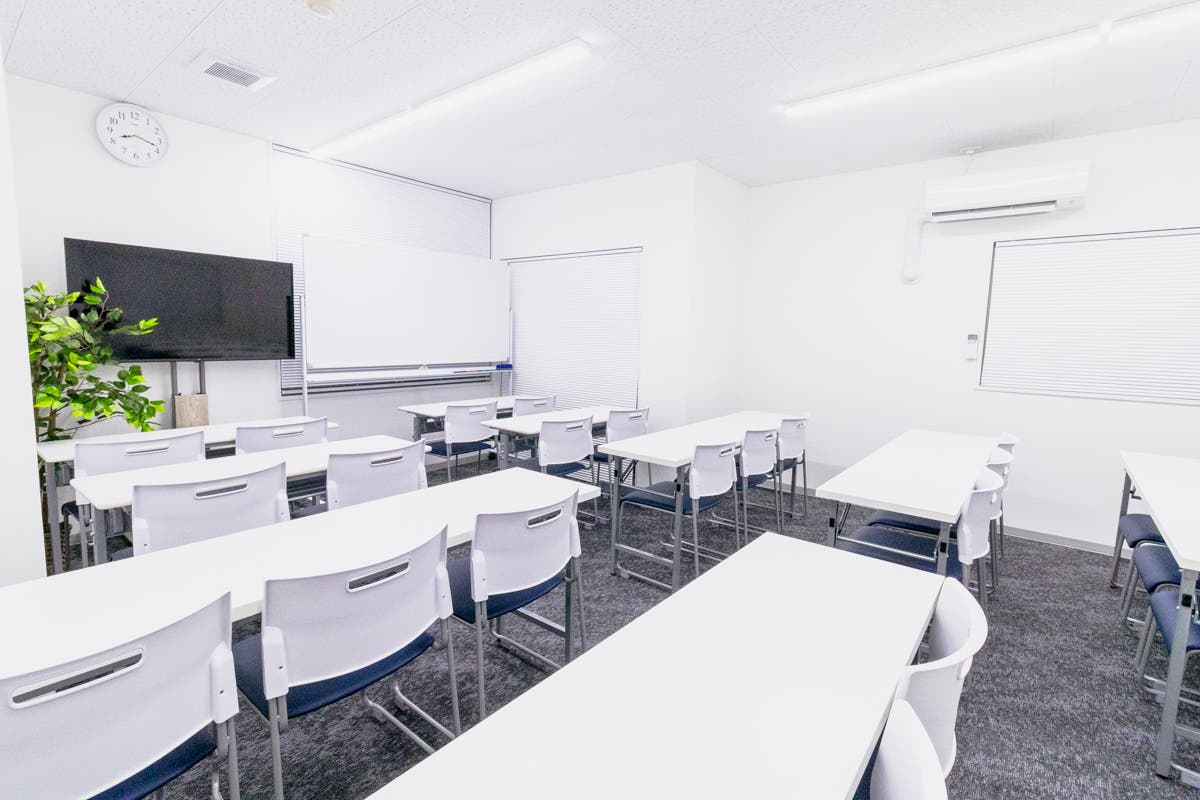 【広島駅出口徒歩2分！定員26名！】大型モニター・10Gbps光回線・WiFi全て無料！ふれあい貸し会議室 広島No154の写真2