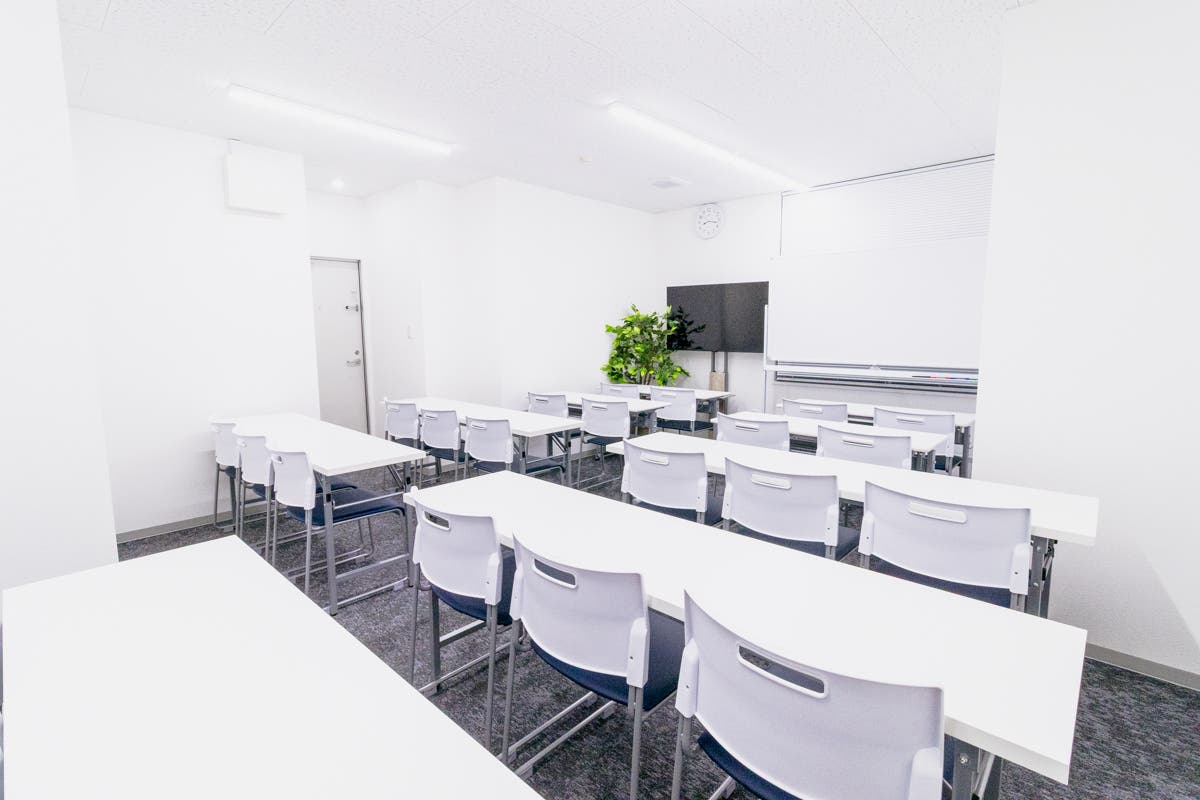 【広島駅出口徒歩2分！定員26名！】大型モニター・10Gbps光回線・WiFi全て無料！ふれあい貸し会議室 広島No154の写真6