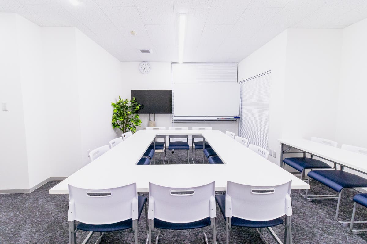 【広島駅出口徒歩2分！定員26名！】大型モニター・10Gbps光回線・WiFi全て無料！ふれあい貸し会議室 広島No154の写真12