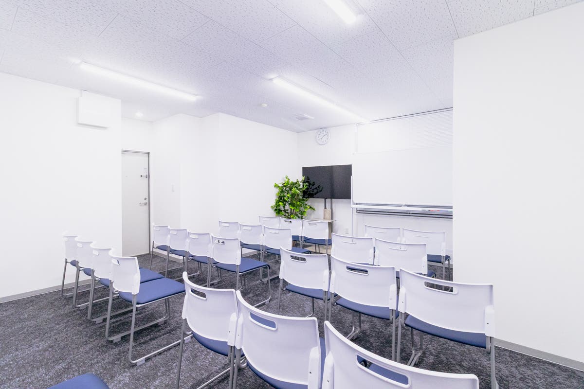 【広島駅出口徒歩2分！定員26名！】大型モニター・10Gbps光回線・WiFi全て無料！ふれあい貸し会議室 広島No154の写真20