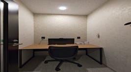 ROOM W 17