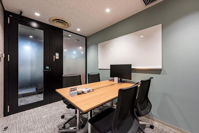 会議室(4名)の写真1