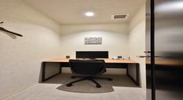 ROOM W 05