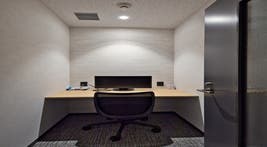 ROOM W 05