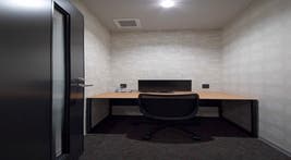 ROOM W 12