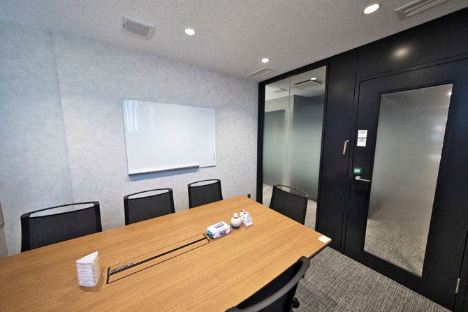 会議室(6名)の写真3
