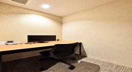 ROOM W 08