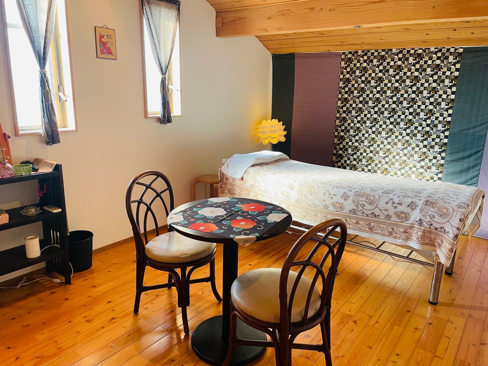 静かで落ち着いた隠れ家風のサロンの写真1