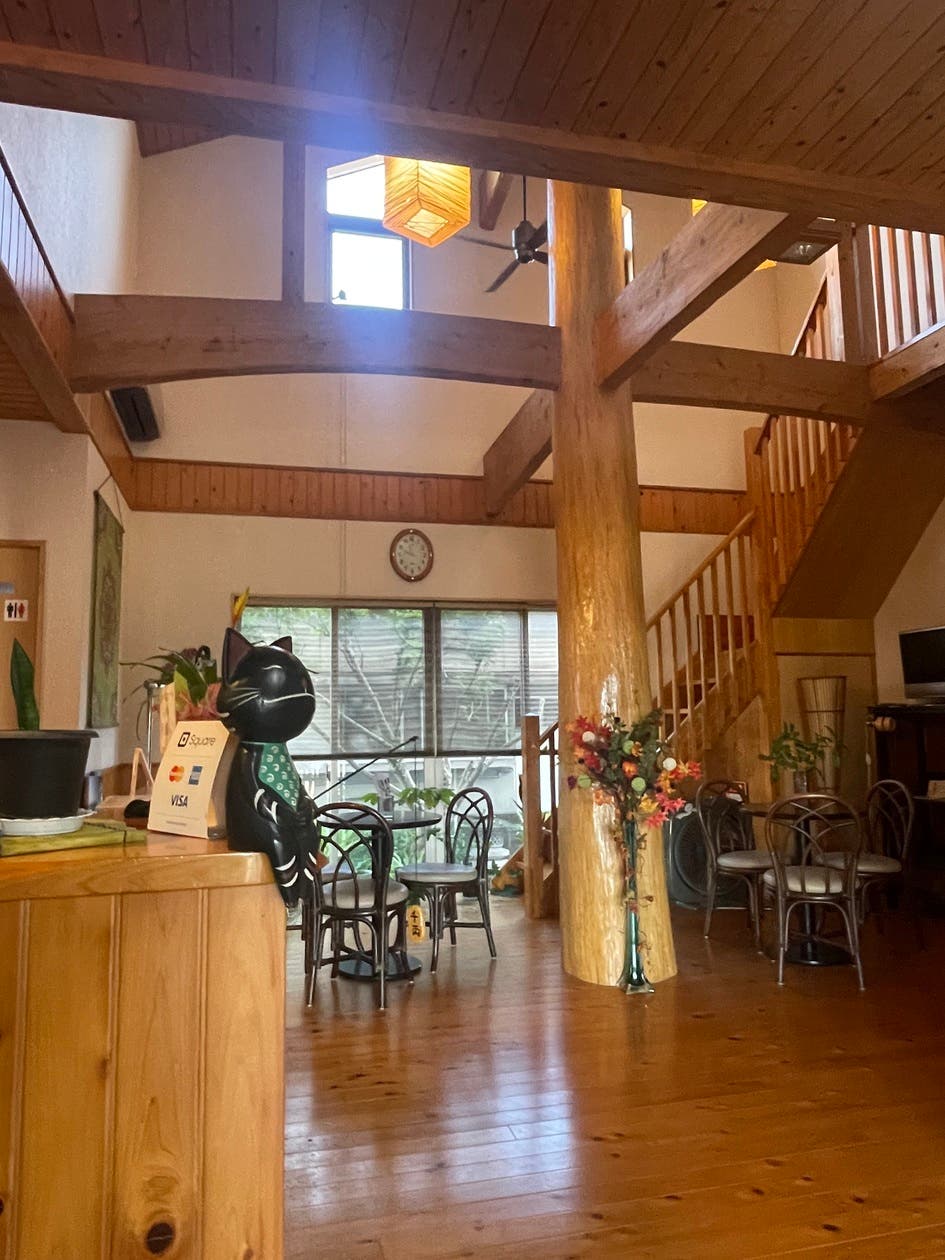 静かで落ち着いた隠れ家風のサロンの写真5