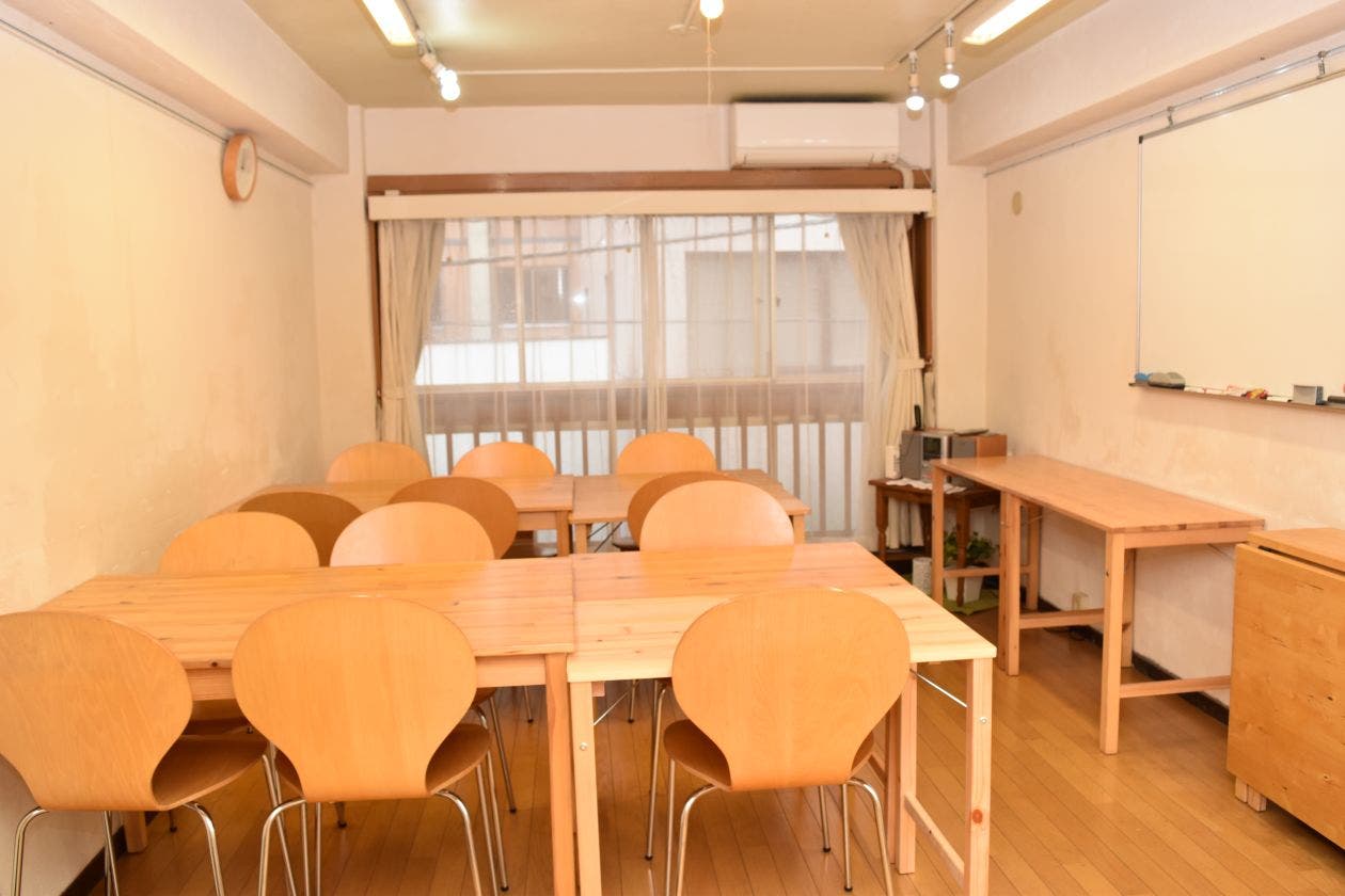 {スペースコナ銀座３階}リニューアルopne⭐️室内は自然素材の珪藻土。教室、セミナー、演奏レッスン、会議などに！の写真5