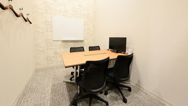 会議室 03(4名)の写真1