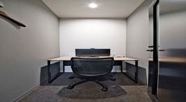 ROOM W 15