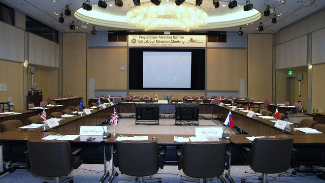 千葉 300名収容!レセプションホールで研修・イベント・パーティー!の写真2