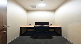 ROOM W 04