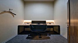 ROOM W 04