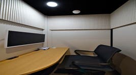 ROOM R 07