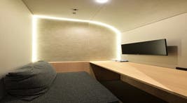 ROOM R 08
