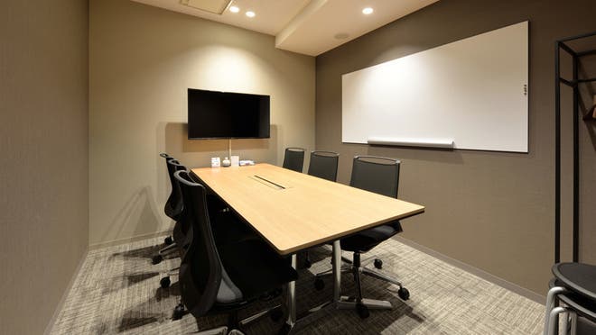 会議室 02(6名)の写真1