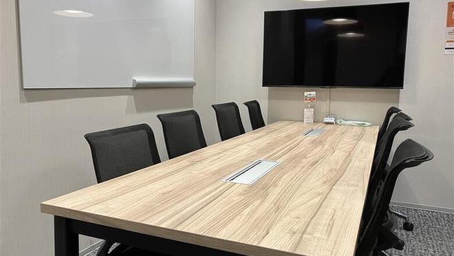 会議室 01(8名)の写真1