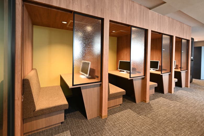 会議室 02(6名)の写真5