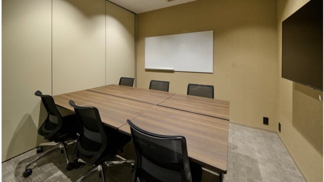 会議室 02(6名)の写真1