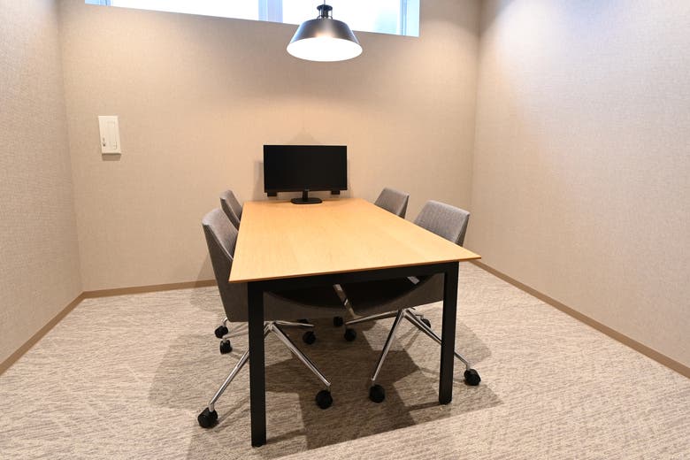 会議室 01(4名)の写真1