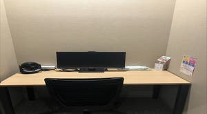 ROOM W 04