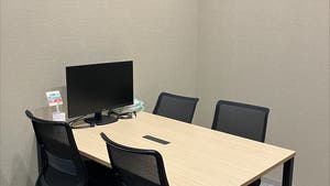 会議室 01(4名)の写真1