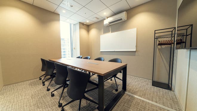 会議室 02(8名)の写真1