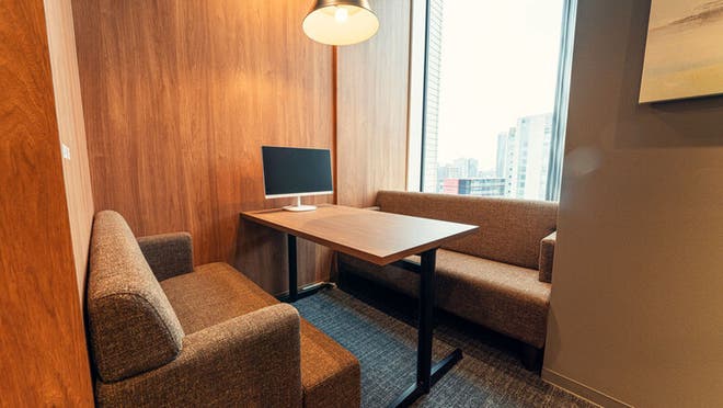 会議室 02(8名)の写真4