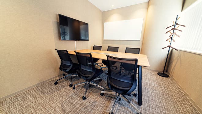 会議室 04(6名)の写真1