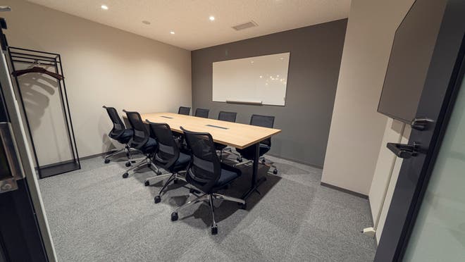 会議室 02(8名)の写真1