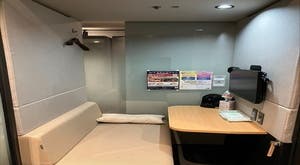 ROOM R 03