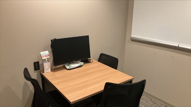 会議室 02(3名)の写真1